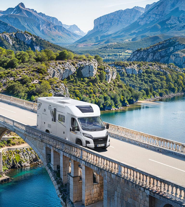 Camping-cars neufs profilés Bavaria - modèles et prix